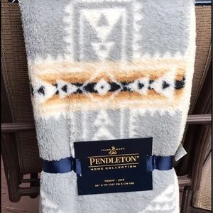 Pendleton | Bedding | Pendleton Sherpa Throw Gray Nwt 5x70 | Poshmark